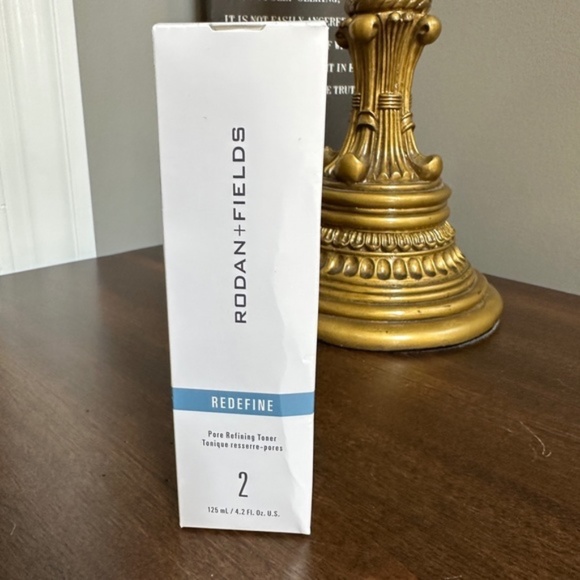 Rodan + Fields | Skincare | Nwt Rodan And Fields Redefine Pore Refining ...